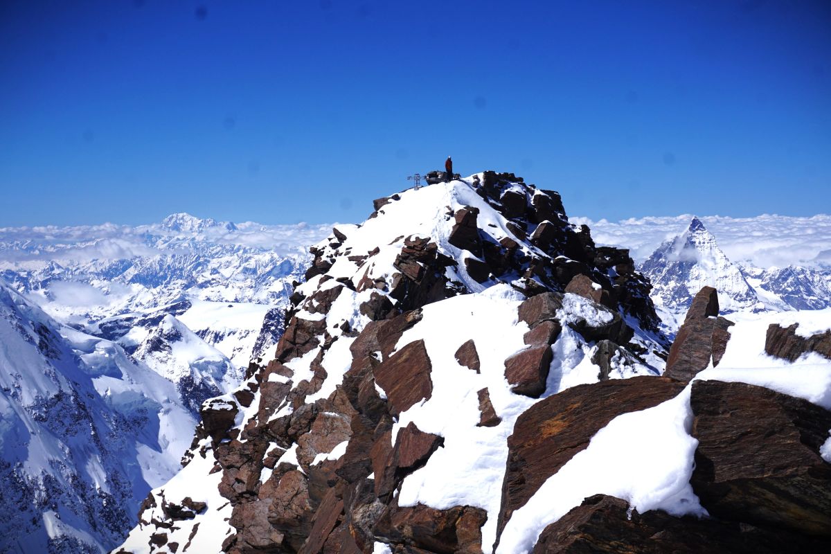 dufourspitze summit